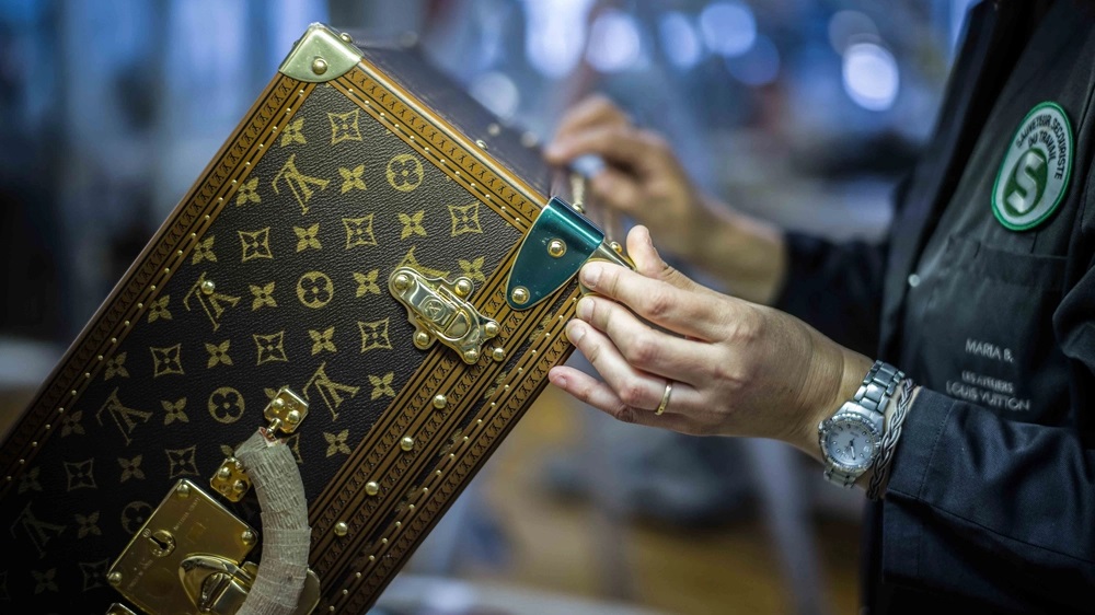 Louis Vuitton Introduces Physical-Backed NFT Collection with Exclusive ...
